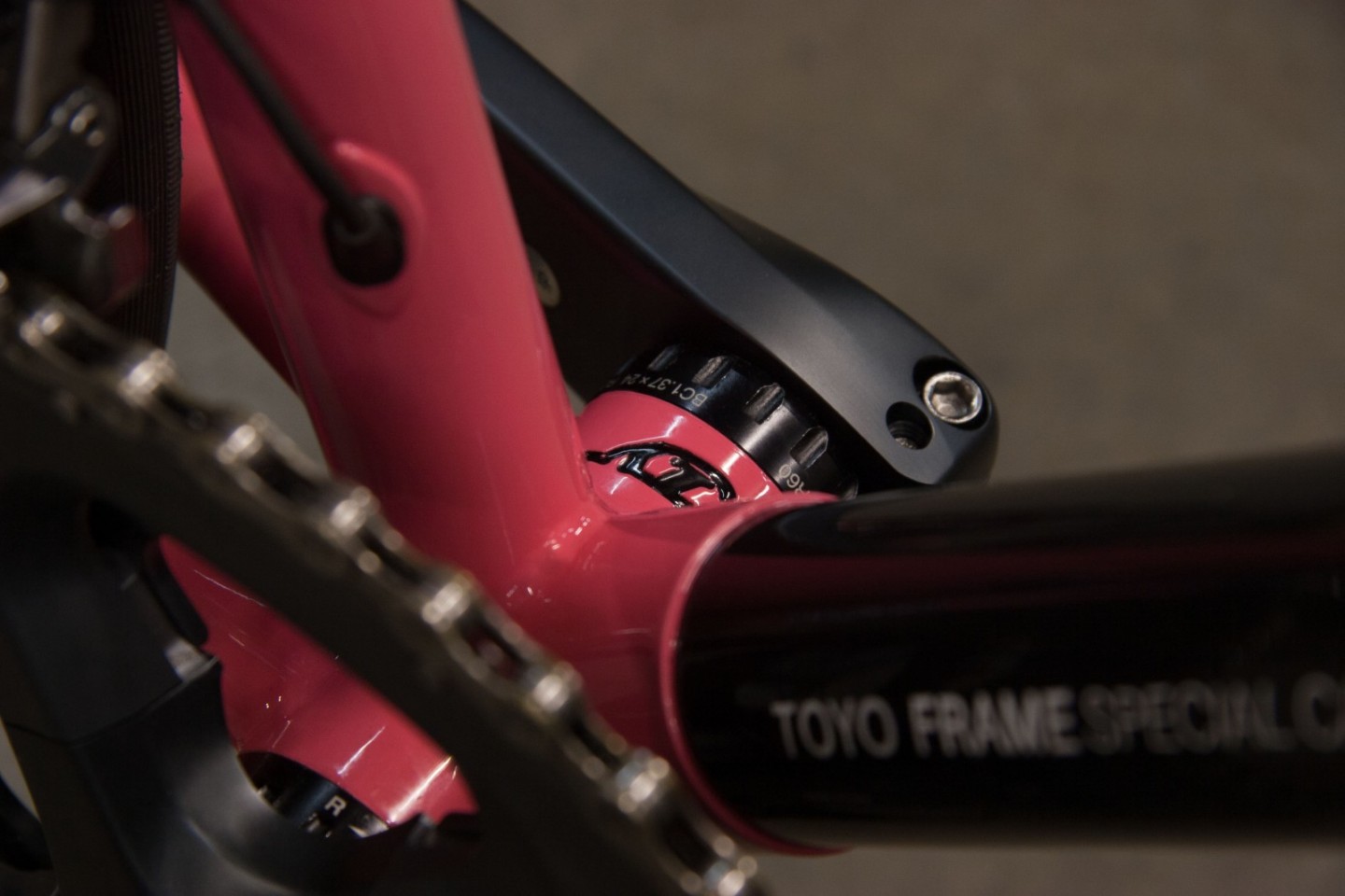 HYBRID ROAD | TOYO FRAME