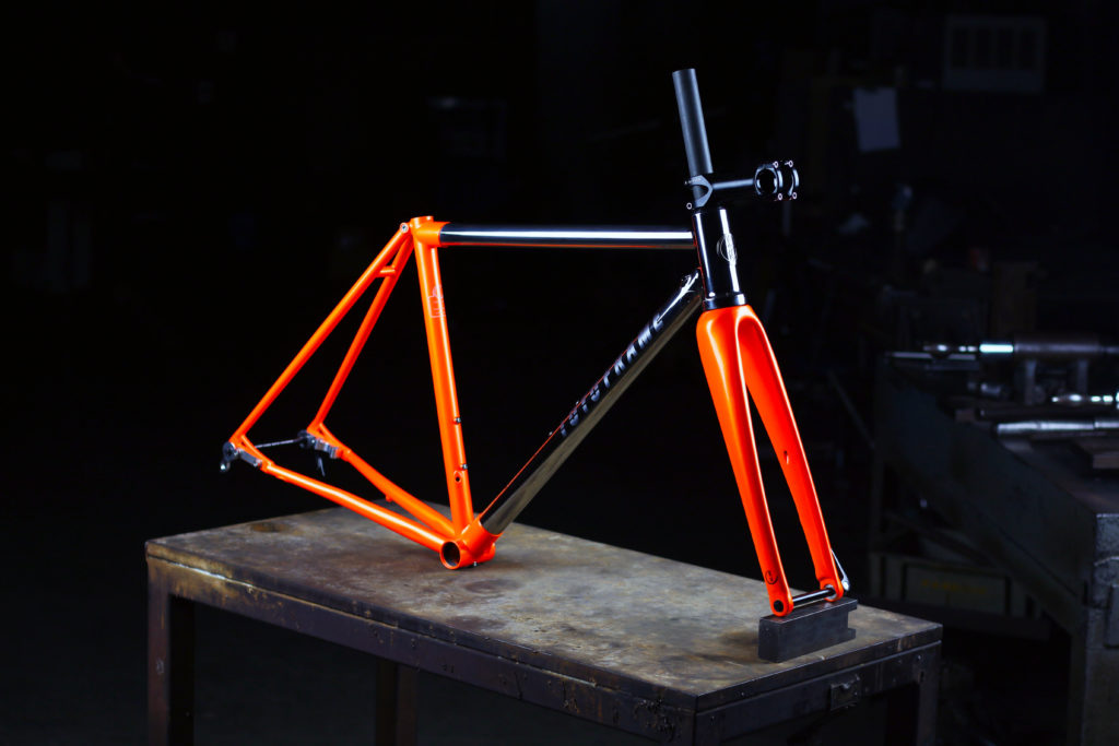 TITANIUM HYBRID ROAD-D | TOYO FRAME