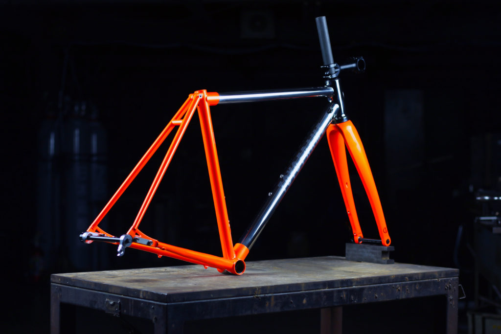 TITANIUM HYBRID ROAD-D | TOYO FRAME